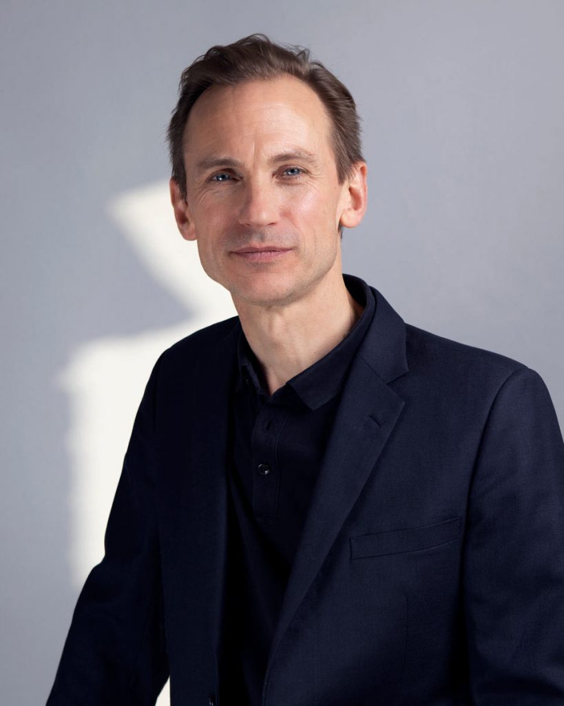 About – Matthew Rowe, Conductor